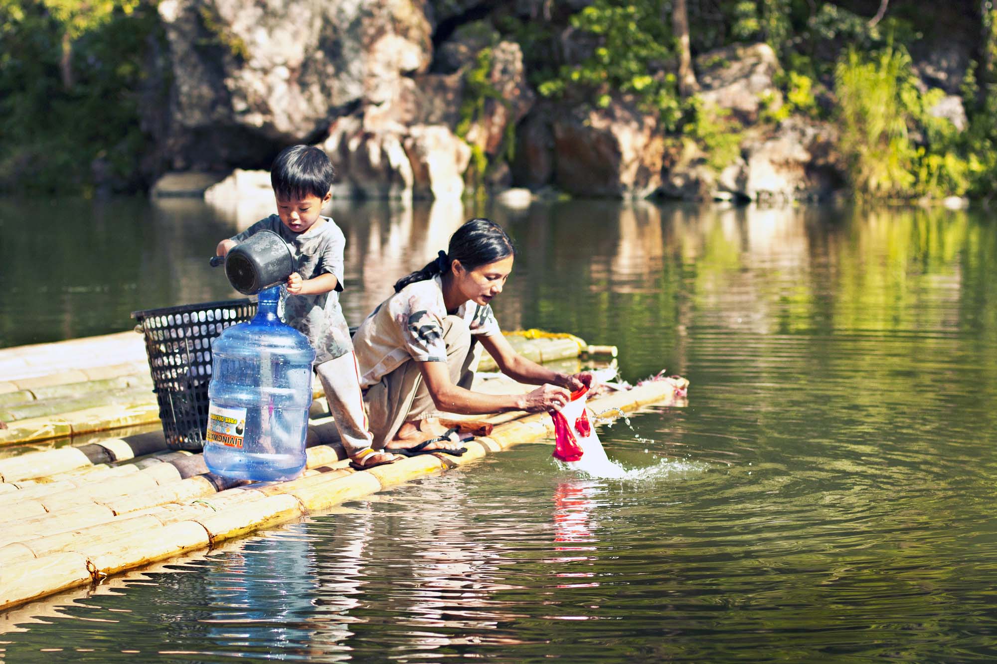 Philippines Water Everyday Life By The River MDG Fund